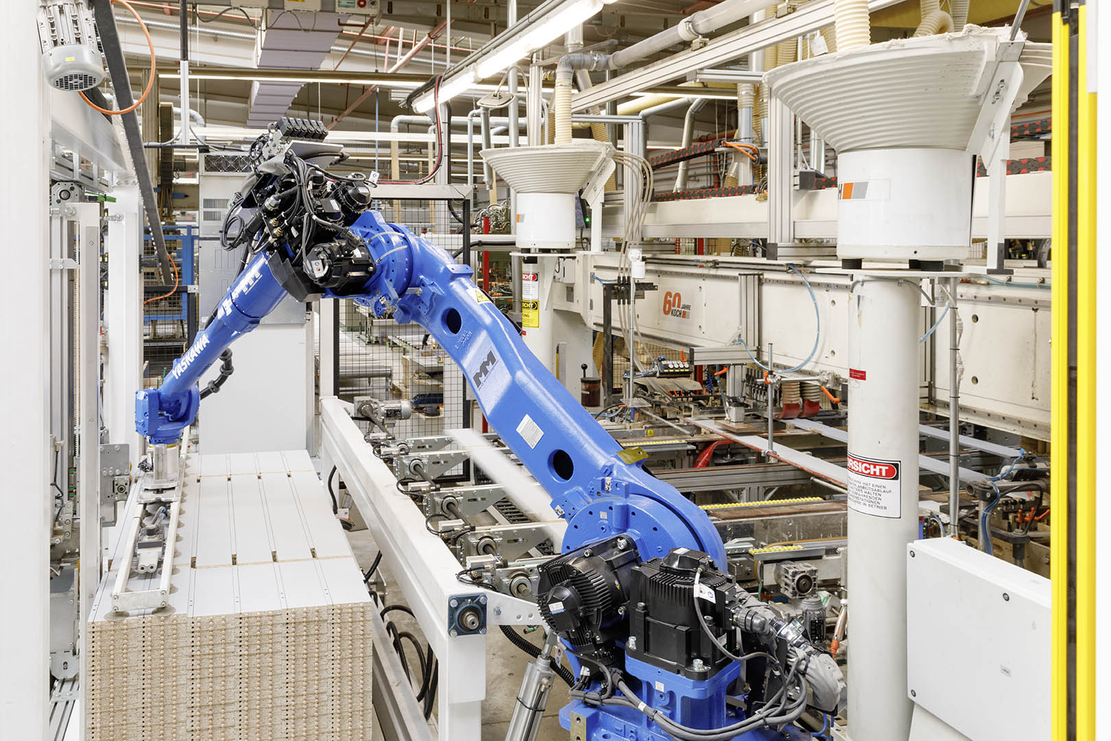 Mutz Maschinenbau realisiert zwei Anlagen zum roboterbasierten ...